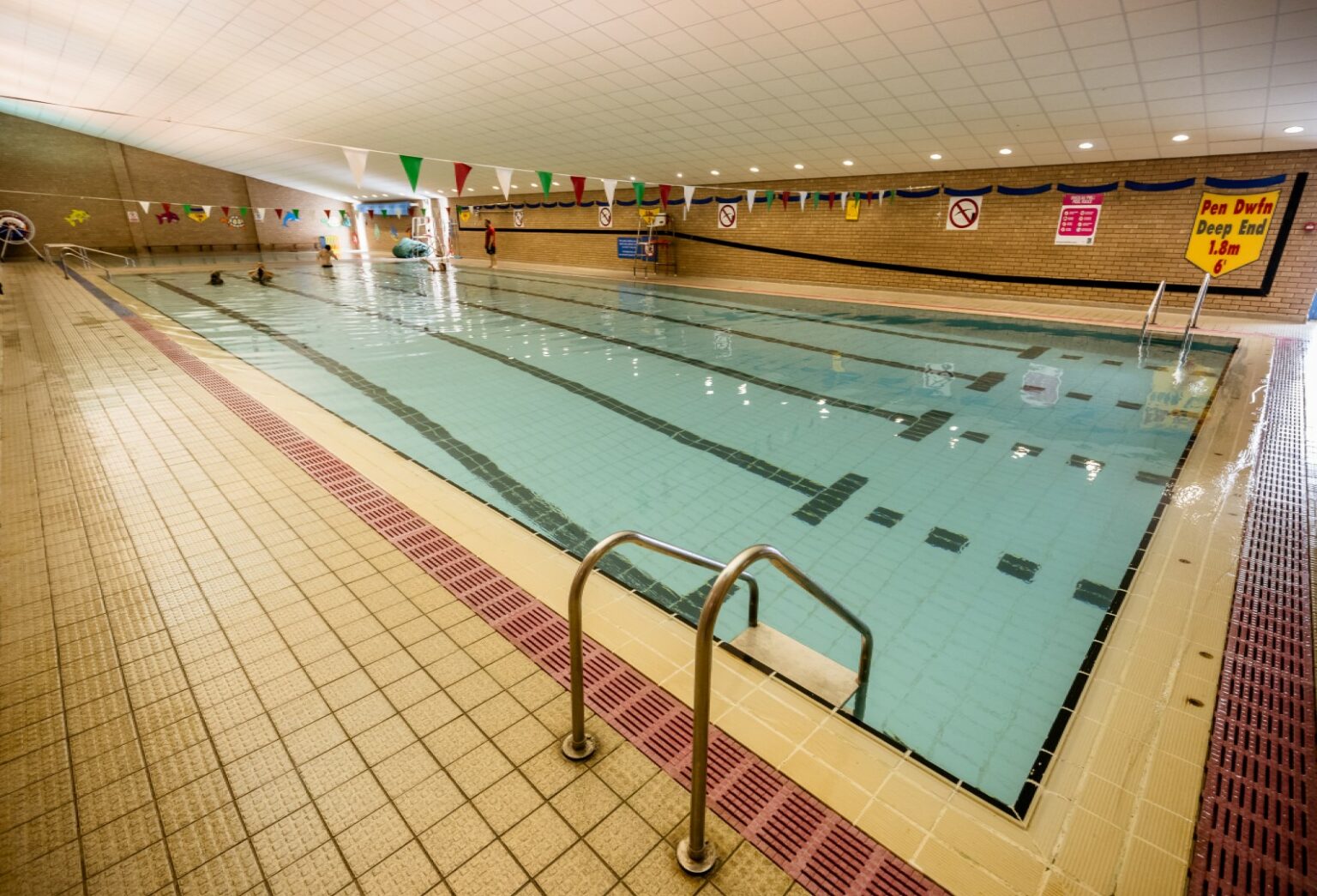 ARFON SWIMMING POOL, CAERNARFON | Byw’n Iach